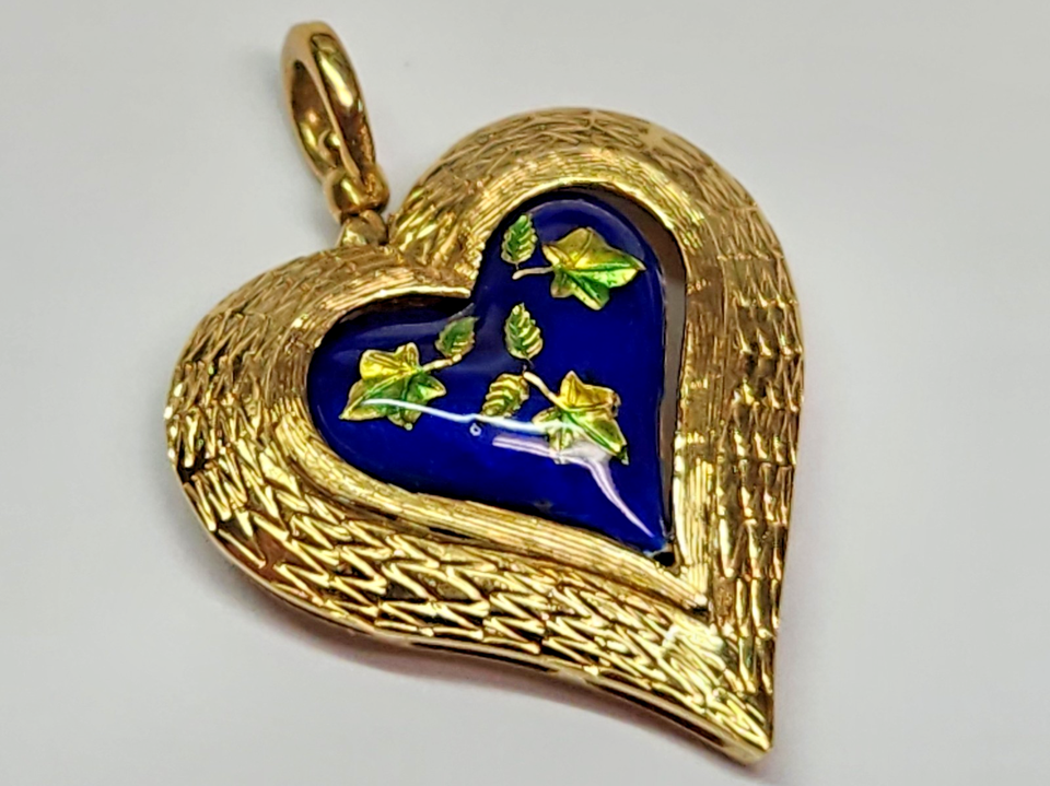 VINTAGE 18.4k Gold Ivy Enamel Heart Pendant Charm w/ Swivel Bail & *NO ...