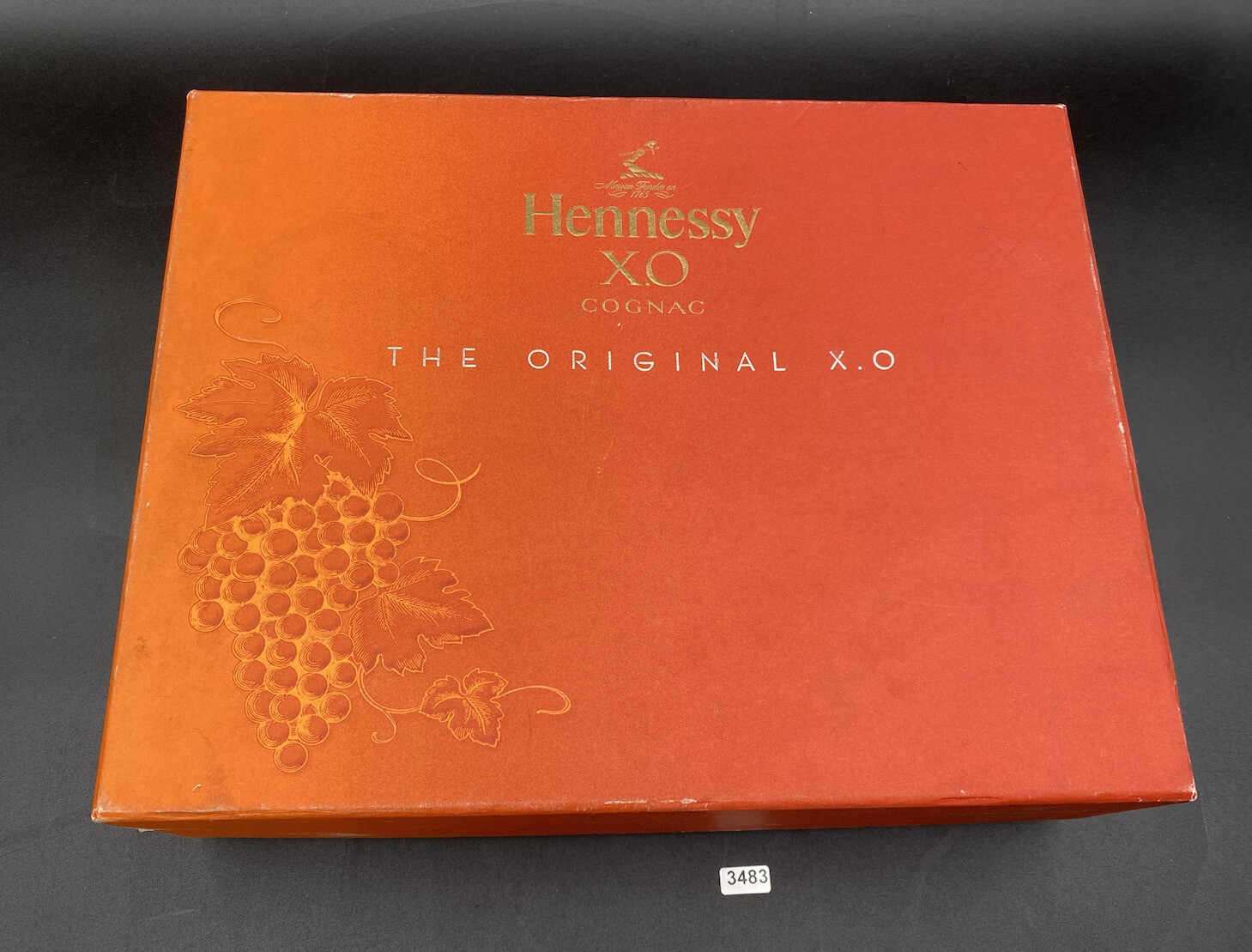 HENNESSY XO COGNAC EMPTY BOTTLE AND GLASS THE ORIGINAL X.O 1870 VINTAGE ...