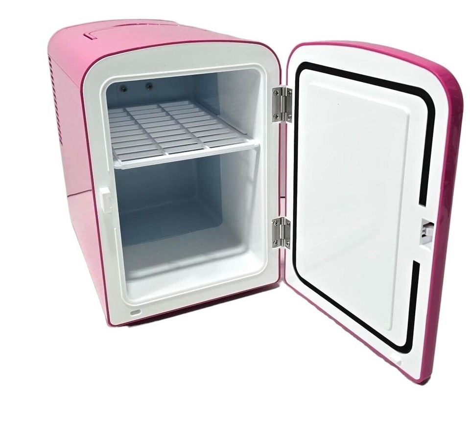 Frigidaire 9-Can Mini Retro Beverage Fridge 4-Liter Diamond Door ...