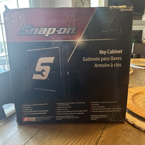 Snap-On Tools SSX16P121 Key Cabinet Holds 40 Keys - Brand New - Box Is ...