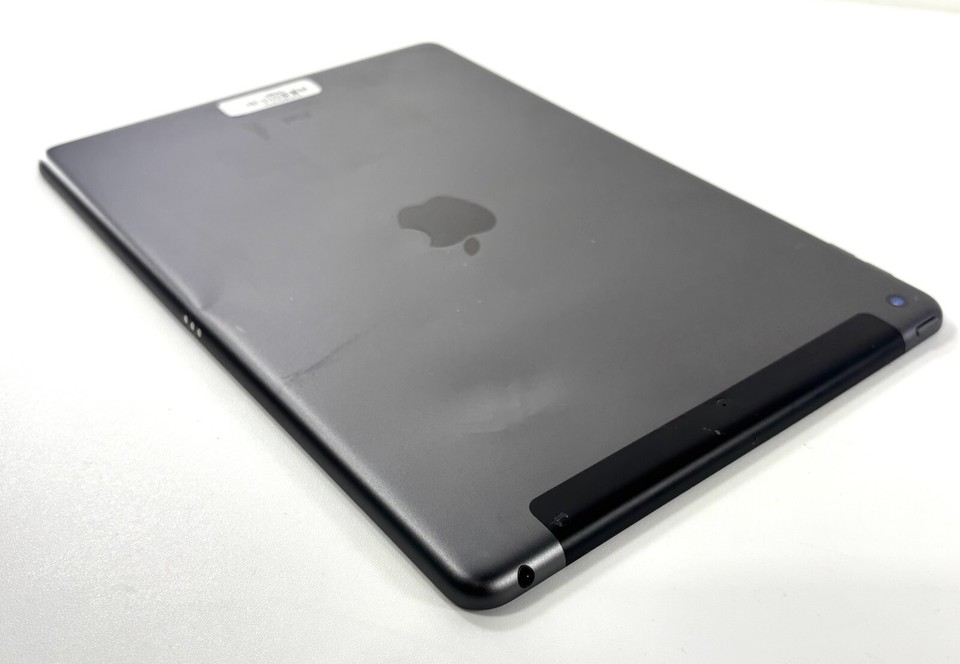 2020 iPad 8th Generation A2428 - 10.2", 32GB, Black/Gray | eBay