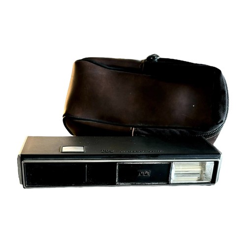 Vintage ITT Magic Flash 110 Film Point And Shoot Camera With Carrying ...