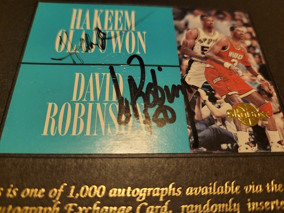 1994 SKYBOX PREMIUM DAVID ROBINSON/HAKEEM OLAJUWON DUAL AUTOGRAPH CARD ...