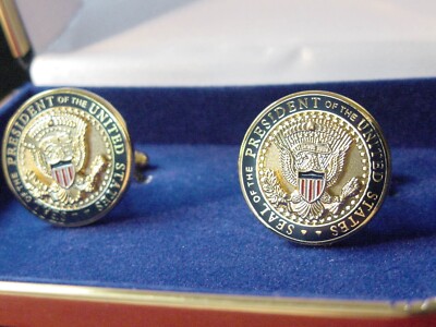 Pair of Presidential Official issued white house staff cufflinks -No ...