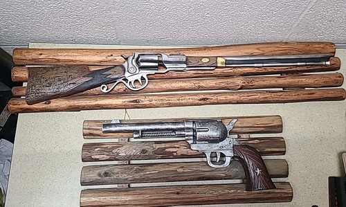 Western Rifle & Pistol Revolver Replica Wall Decor Patriotic Hunter ...