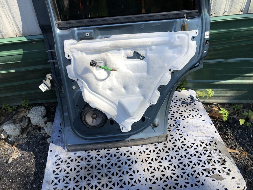 2007-2014 GMC YUKON REAR PASSENGER RIGHT DOOR STEALTH GRAY (928L) OEM ...