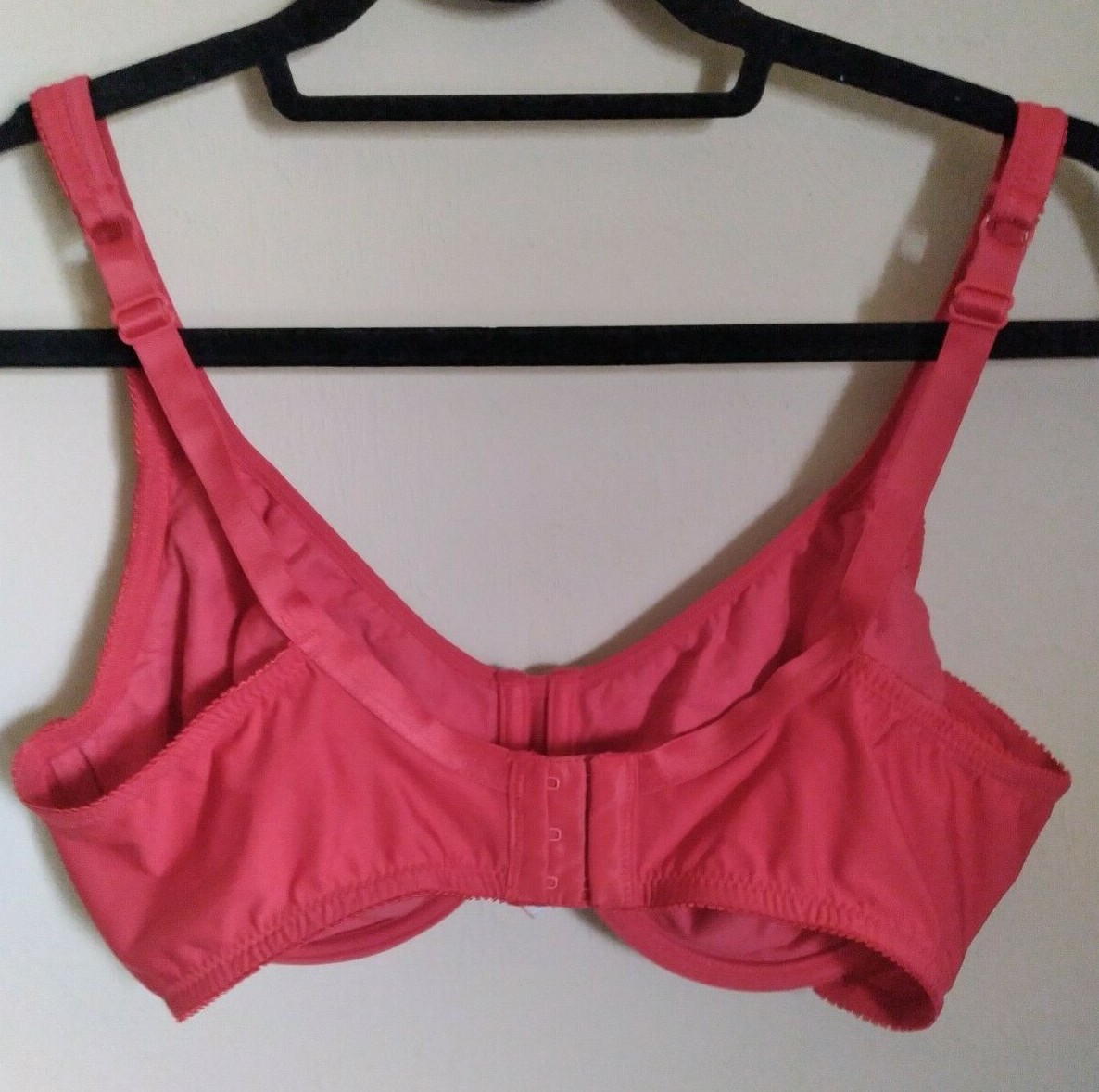 FRUIT OF THE LOOM RED UNDERWIRE BRA 38D!!! | eBay