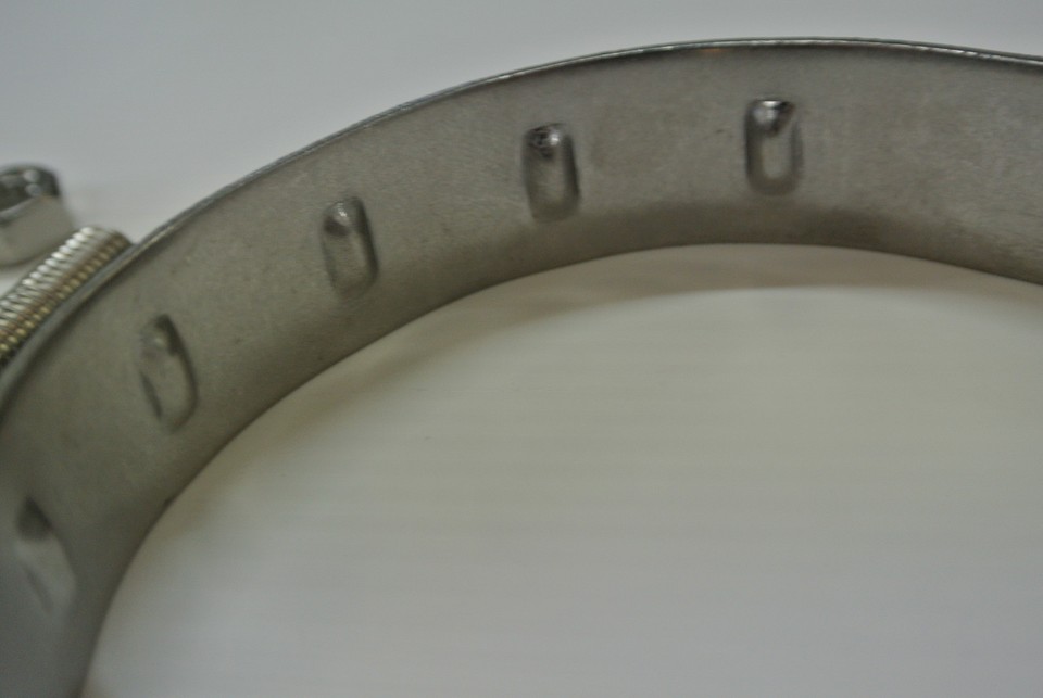 Steel Round Post Mounting Sign Clip Bracket Clamp for 50mm 76mm 89mm ...