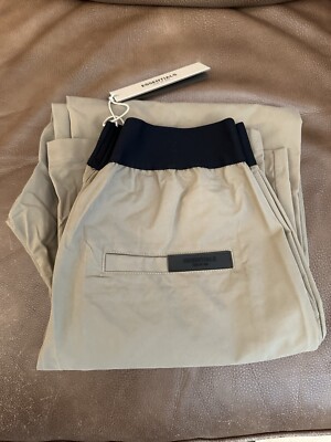 FEAR OF GOD ESSENTIALS MEN RELAXED TROUSER PANTS OAK FOG SIZE MEDIUM ...