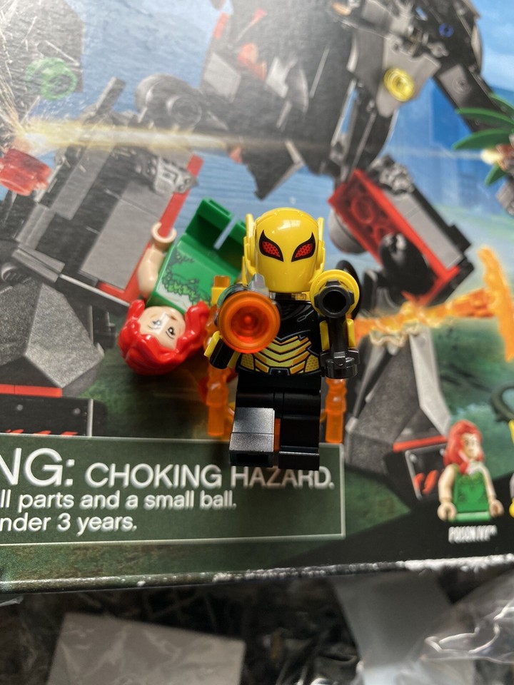 LEGO Batman 76117 - BATMAN MECH vs POISON IVY MECH - Sealed Bags See ...