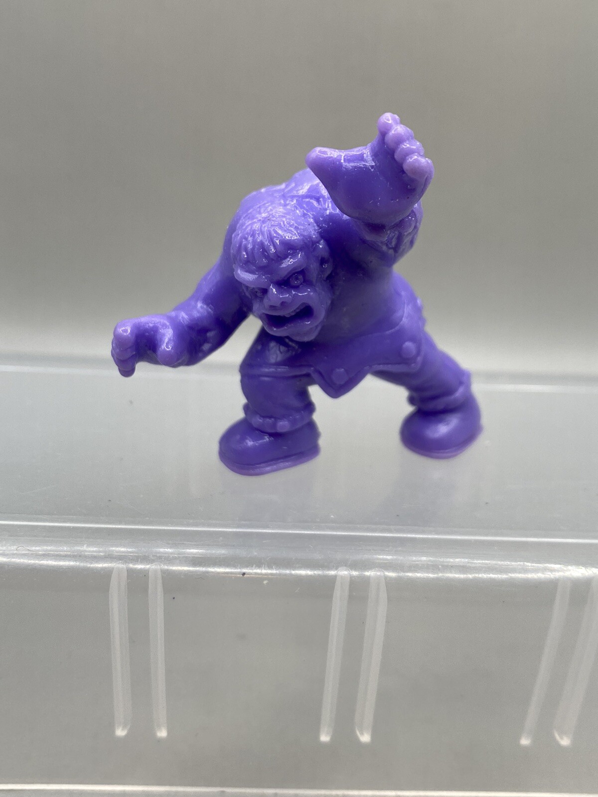 Monster In My Pocket Series 1 - Hunchback #48 Purple | eBay