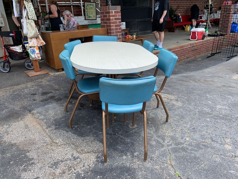 Vintage Mid Century Modern Formica Dining Table with Six Chairs | eBay