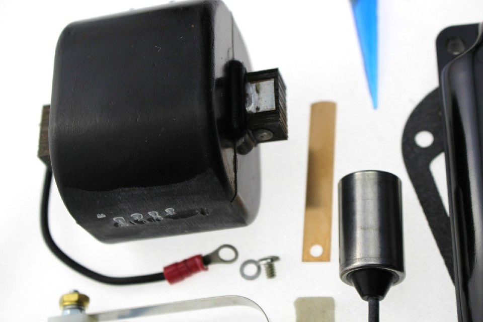 Magneto Points Cap Coil fits Wisconsin ACN BKN AKM with Fairbanks FM ...