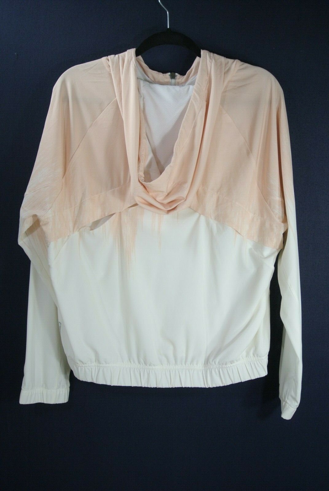 NEW Zella Style Game Training Jacket in White/Peach - Size M #NA256 | eBay