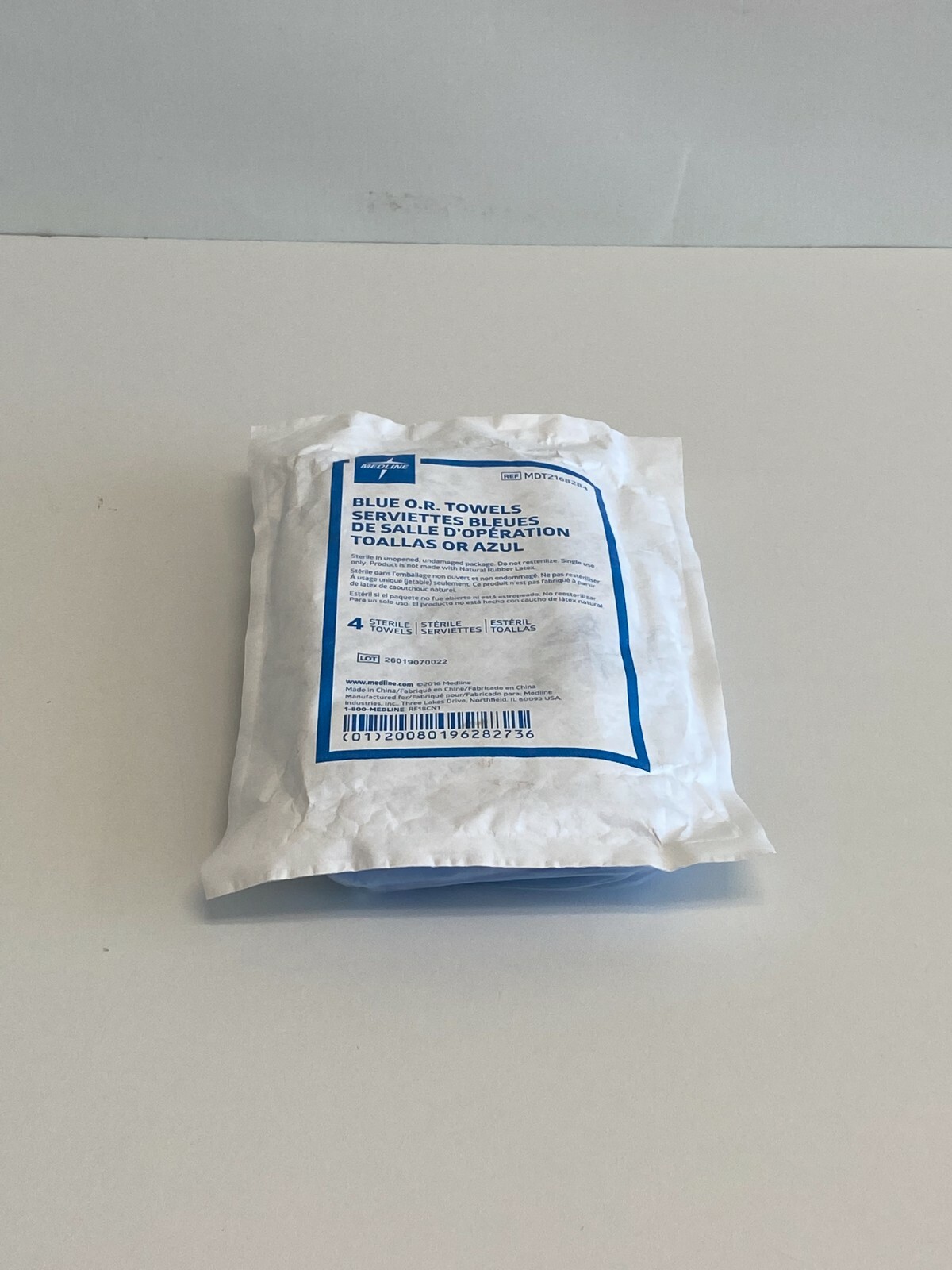 *A6: Medline Blue O.R. Sterile 4 Disposable Towels 17" x 27" MDT2168284 ...