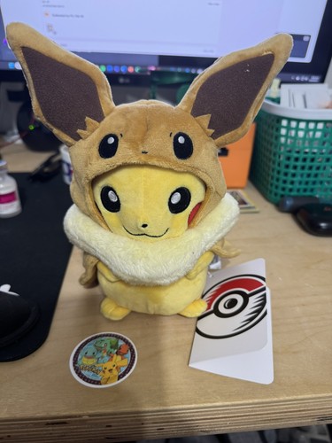 Eevee Cape Pikachu Poké Plush Pokemon Center 2025 Exclusive 9” - In ...