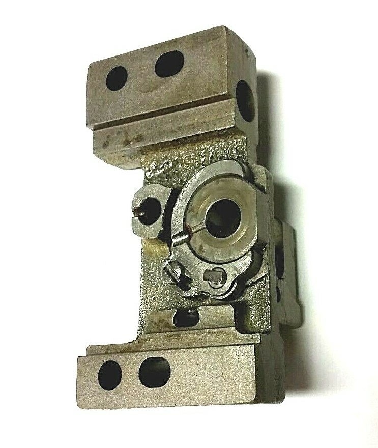 PFAFF 141-5-900/05 Hook Saddle, 91-009824-45 With Thread Trimmer | eBay