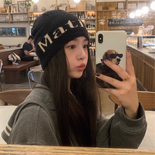 Acrylic Fibers Stocking Cap Elastic Pullover Hat Casual Knitted Hat ...