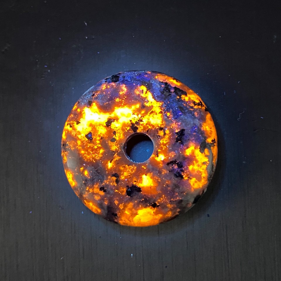 Under UV Very Bright Yooperlite Yooper Stone Lake Superior Bracelet | eBay