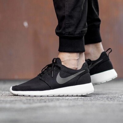 Nike Roshe One Men’s Sneaker Running Shoe Black Gray Athletic Trainer ...