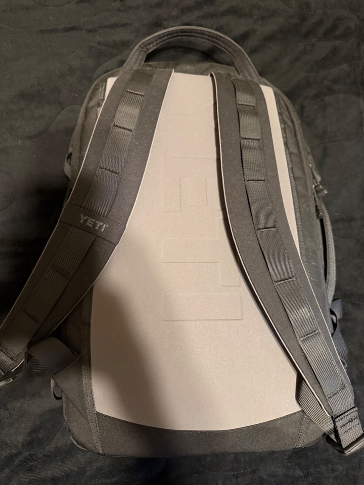 Yeti Crossroads 27L Backpack Water Resistant Foam Straps Zipper Pockets ...