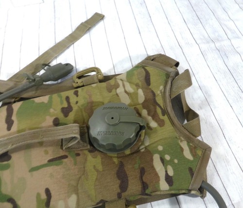 US Military Molle II Hydration System Pouch Carrier W/ Bladder | eBay