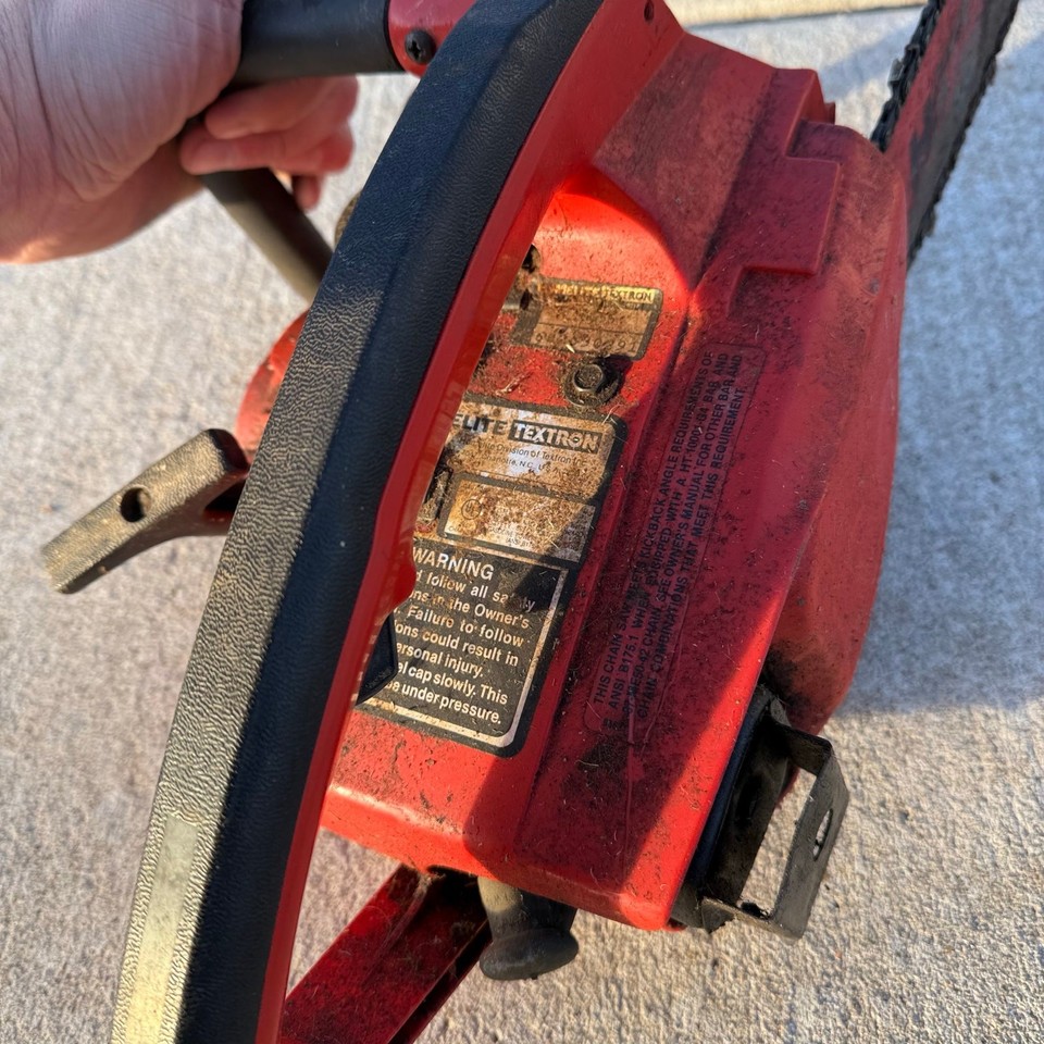 HOMELITE XL CHAINSAW AUTOMATIC OILING 2 CYCLE TEXTRON VINTAGE MADE IN ...