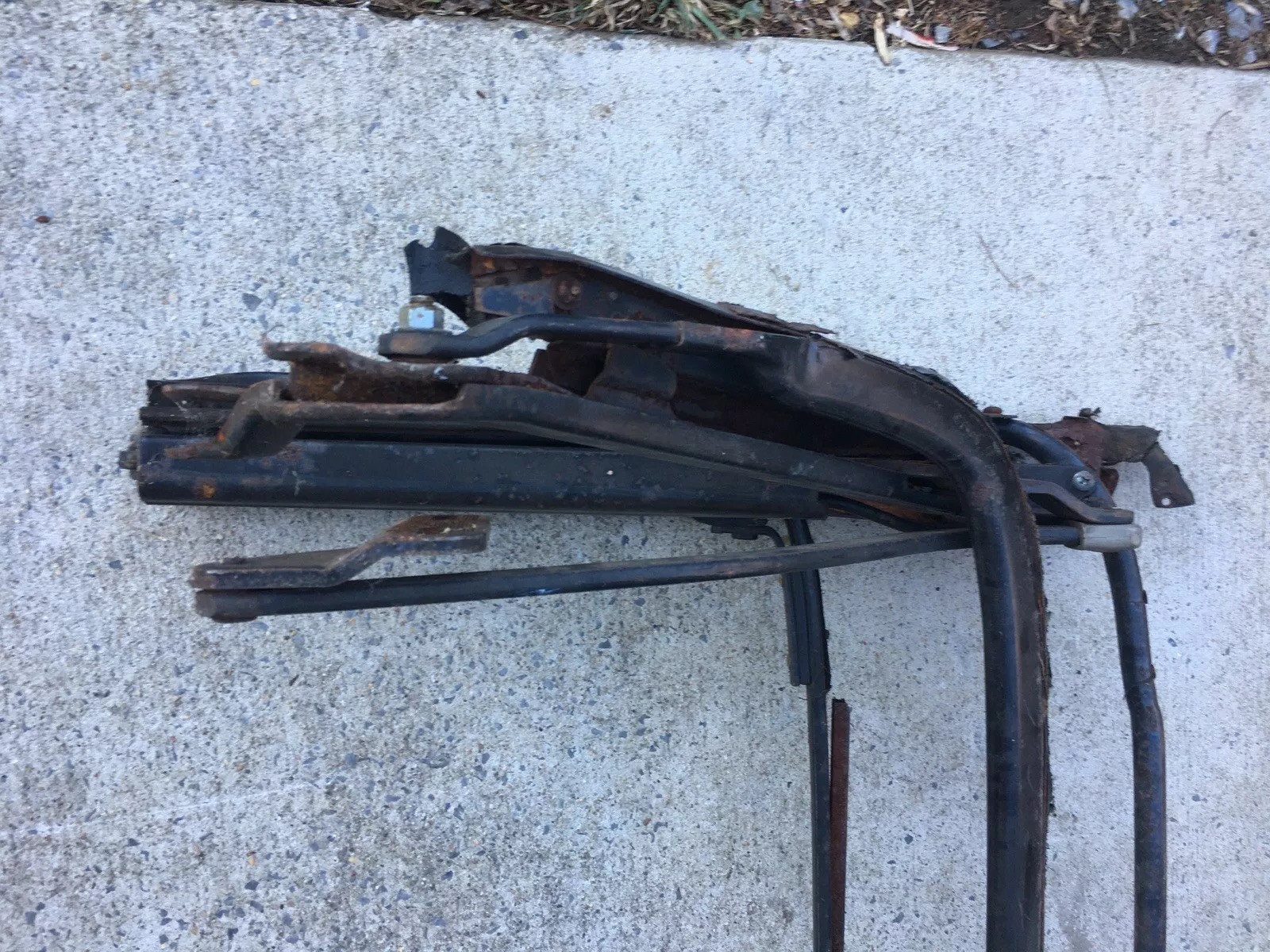 1963 1964 GM Cadillac Modify To Fit Other GMs Convertible Top Scissors ...