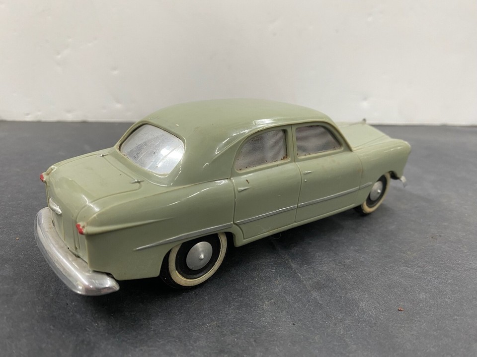 D2 1949 Ford 4 Door promo vintage built Model car Vintage McM | eBay