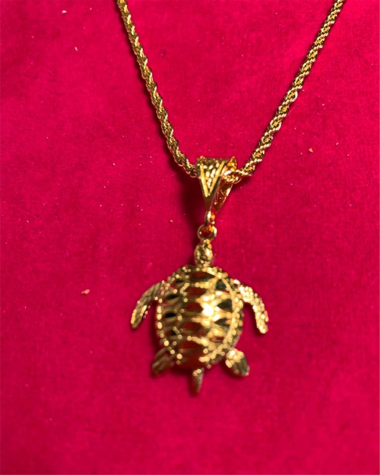 14 KT GOLD PLATED MOVEABLE TURTLE CHARM & 16-30" 14KT GOLD PLATED ROPE ...