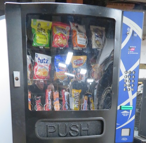 Seaga Countertop Snack/Candy Vending Machine | eBay