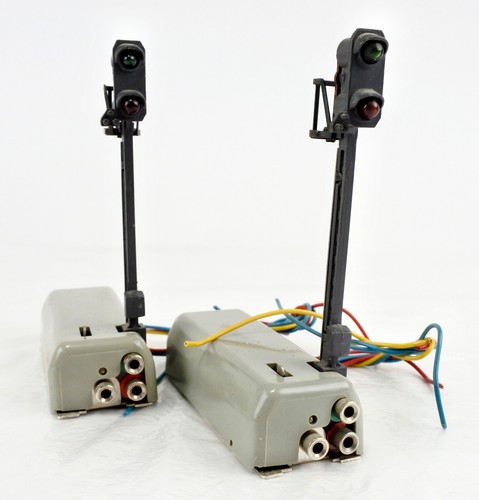 LOT OF 2 MARKLIN HO SCALE 7188 HOME LIGHT SIGNAL | eBay