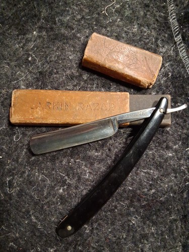 Vtg Straight Razor, Worcester Razor Co. Black Celluloid Handle With ...