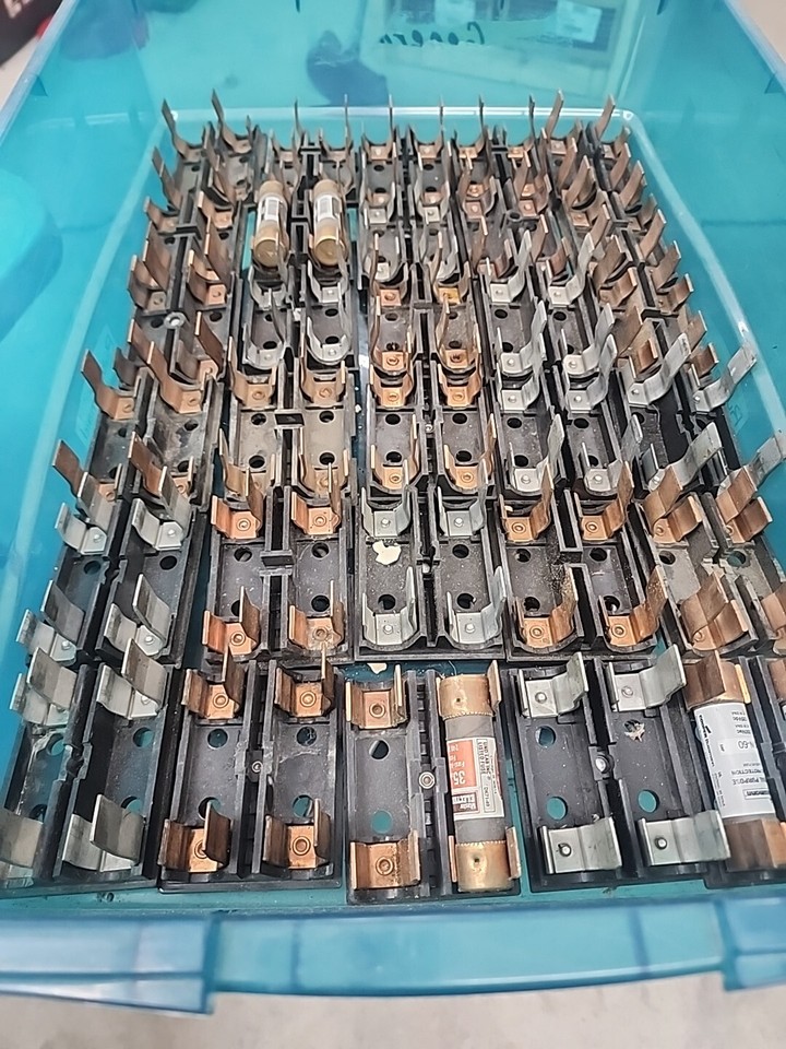 General Switch 60 Amp Fuse Pull Out Holder Main 240 Volt GENERAL USE ...