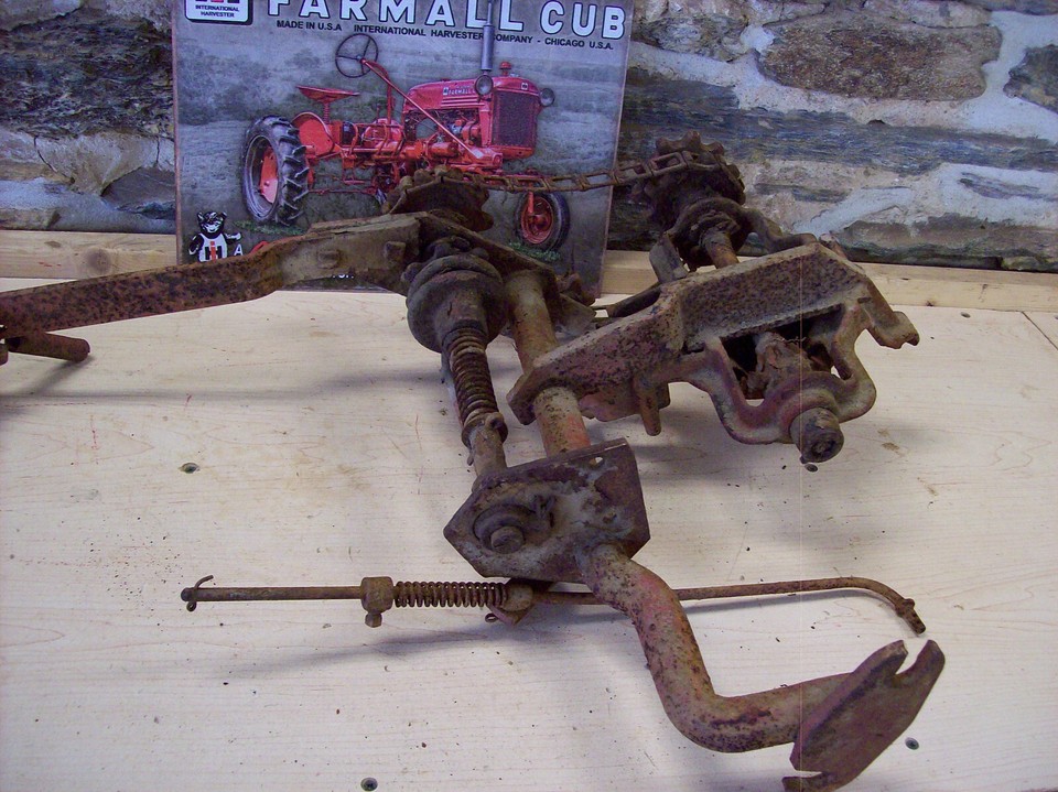 Farmall cub IH fertilizer or planter countershaft assembly with hopper ...