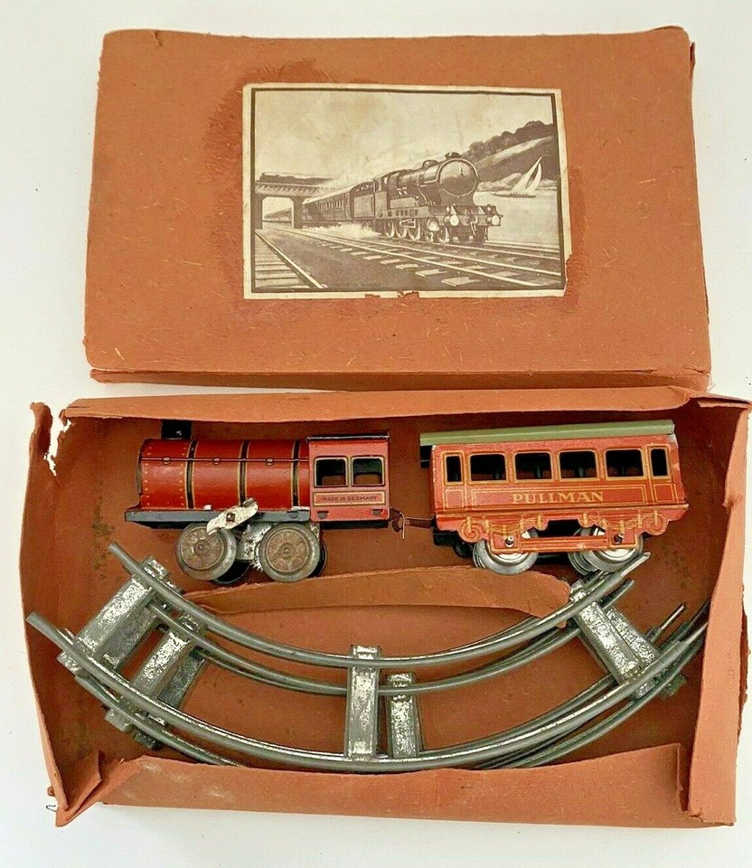 PRE WAR Germany Antique Tin Wind-Up Train Set Original Box almost 100 ...