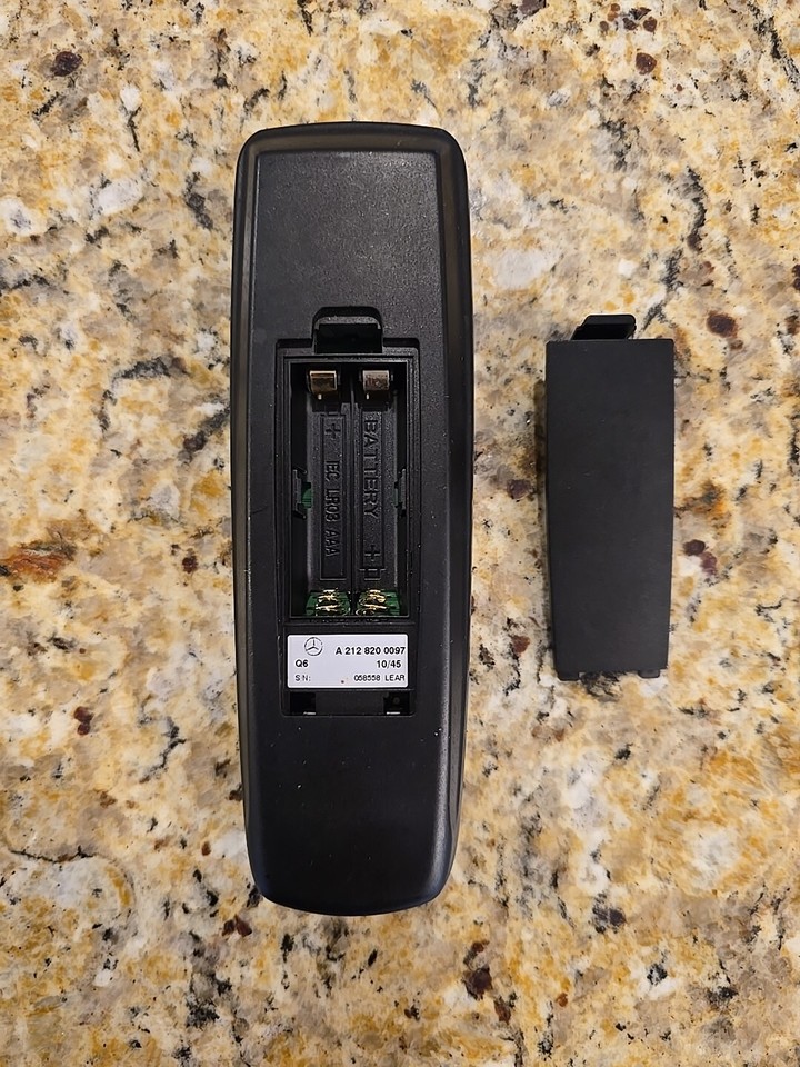 MERCEDES BENZ DVD REAR Entertainment Remote Control REAR A2128200097 ...