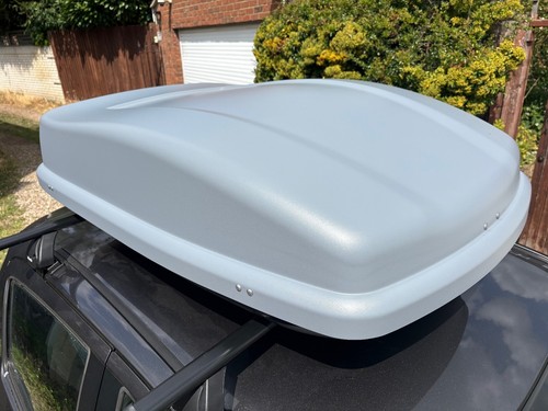 Halfords 320L Grey Roof Box – Lockable, Excellent Condition (Aug 24 ...