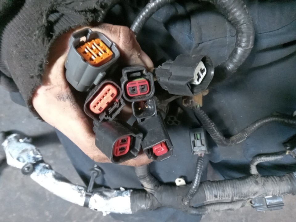 2010 Ford Fusion Automatic (FWD) 3.0L Engine Wiring Harness ULEV II ...