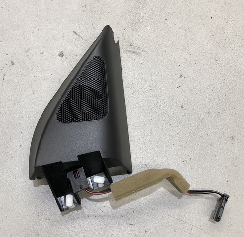 VW Passat B6 3C R36 RIGHT Front Door Tweeter Speaker 3C8035411 Trim ...