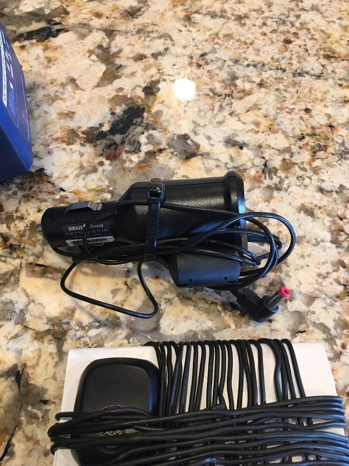 Sirius Satellite Radio XM Onyx & Vehicle Kit XDNX1V1(W) | eBay