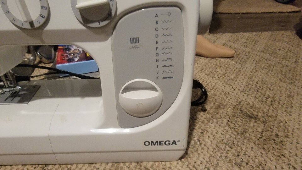 Omega Sewing Machine Model 7040(working) | eBay