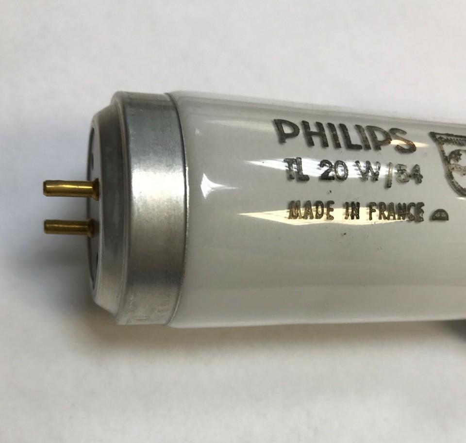 Fluorescent Lamp - PHILIPS TL 20W/54 DAYLIGHT 5400K T12 38mm G13 ...