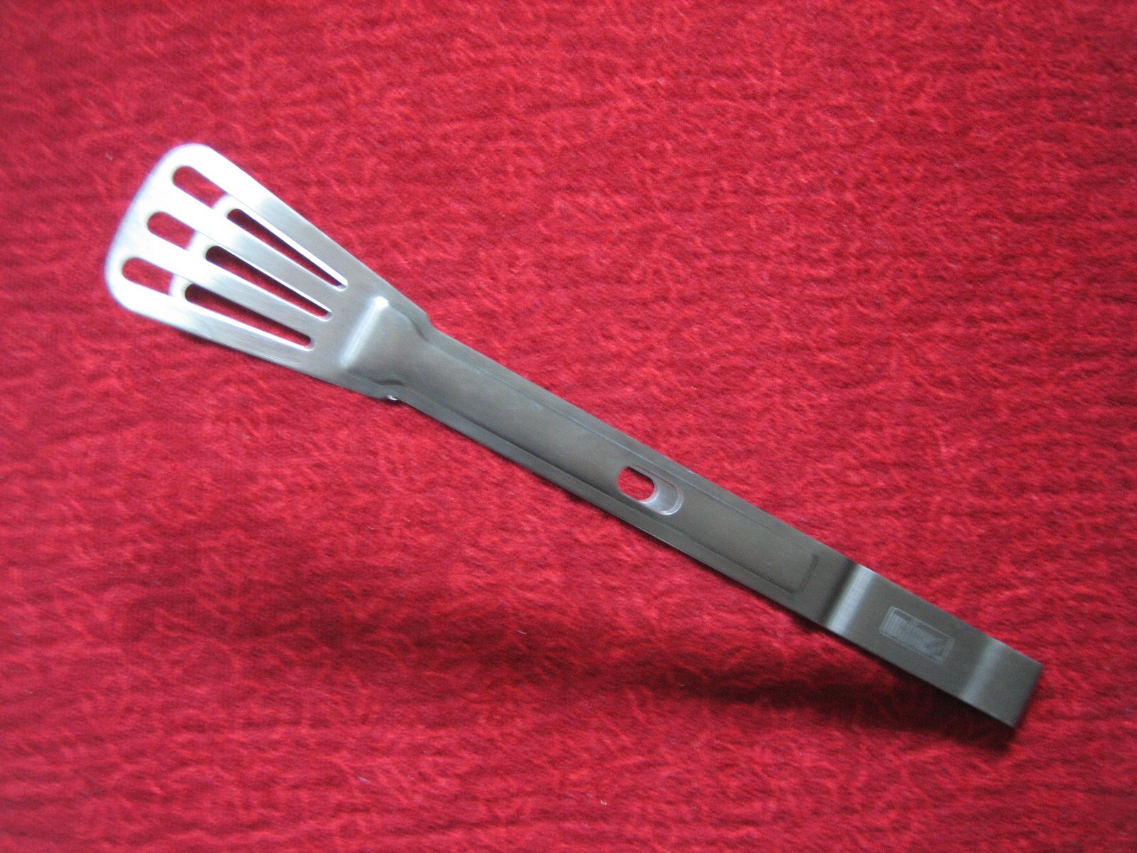 WEBER ALL STAINLESS STELL SLOTTED BAR B Q GRILLING TONGS STURDY EASY ...