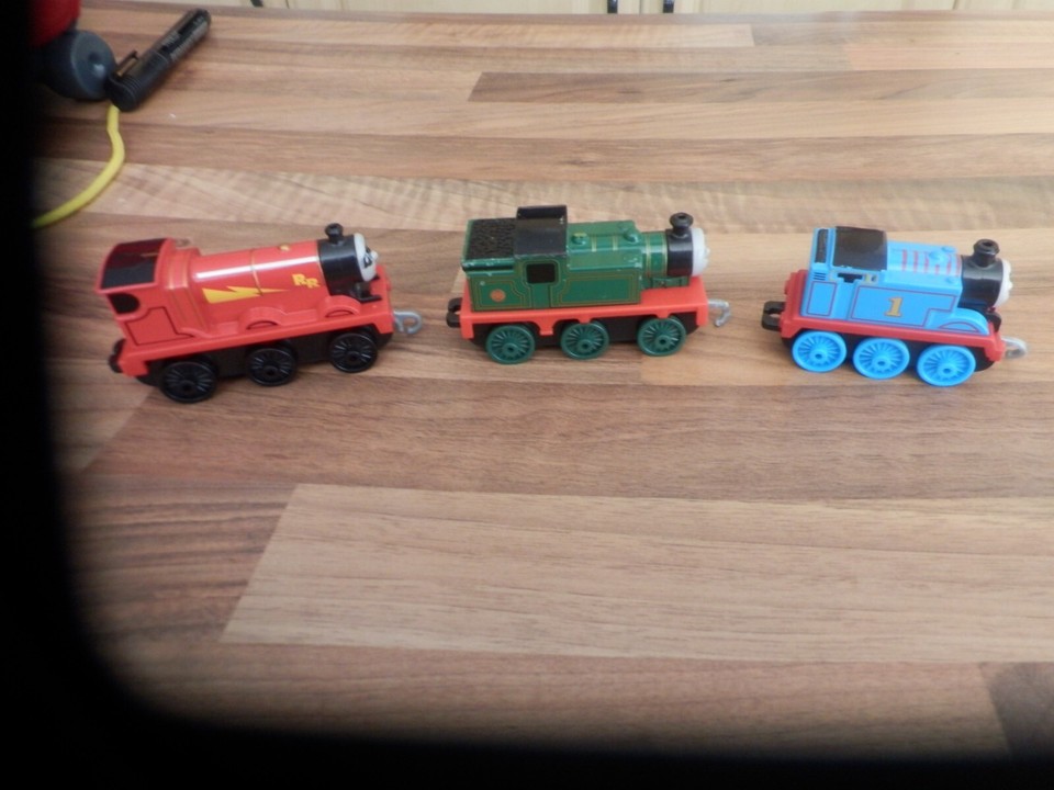 Thomas & Friends Trackmaster Push Along Trains x 3 Bundle :- Whiff ...