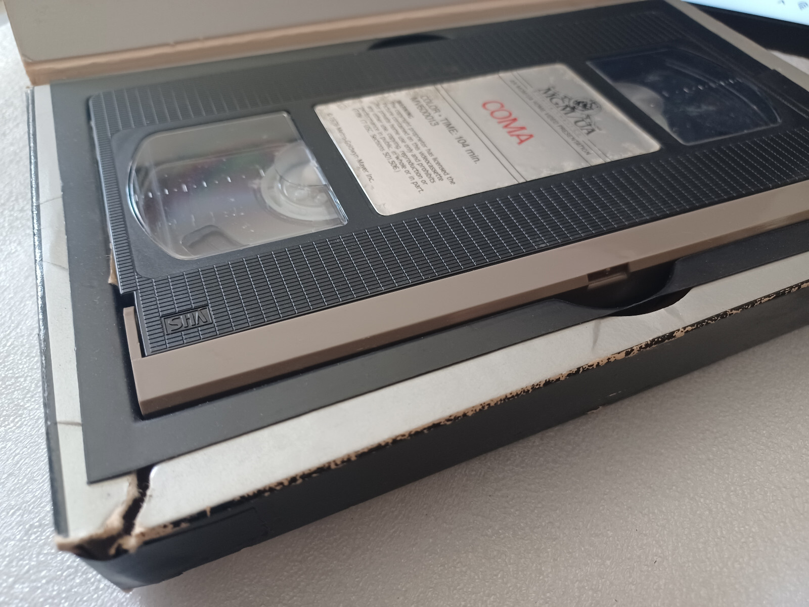 Coma VHS Tape (Thriller Michael Douglas 1983 MGM/UA) Big Book 8.5" Box ...