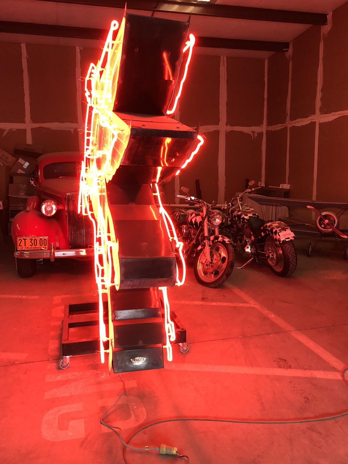 VINTAGE MOBIL NEON PEGASUS 2-SIDED PORCELAIN "ROTATOR" SIGN | eBay