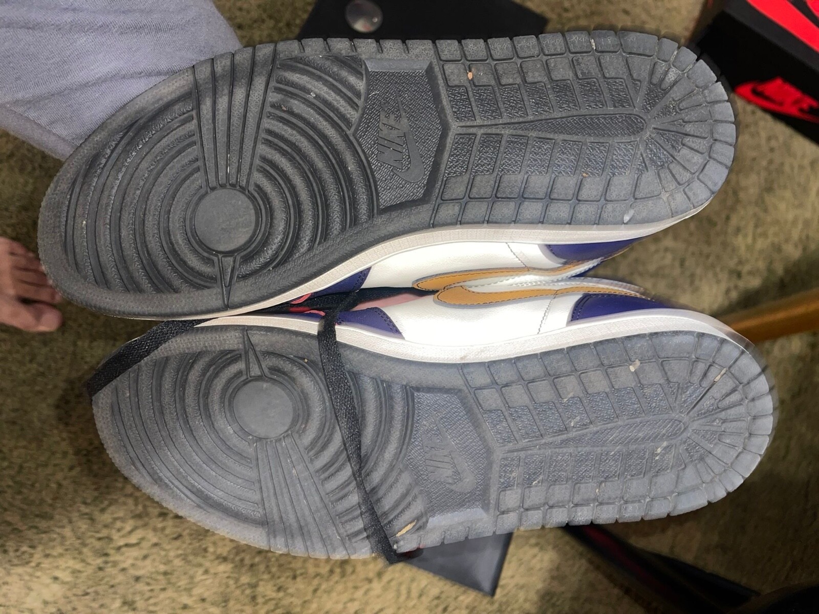 Nike Air Jordan 1 SB Retro LA to Chicago Purple Yellow Lakers Used ...