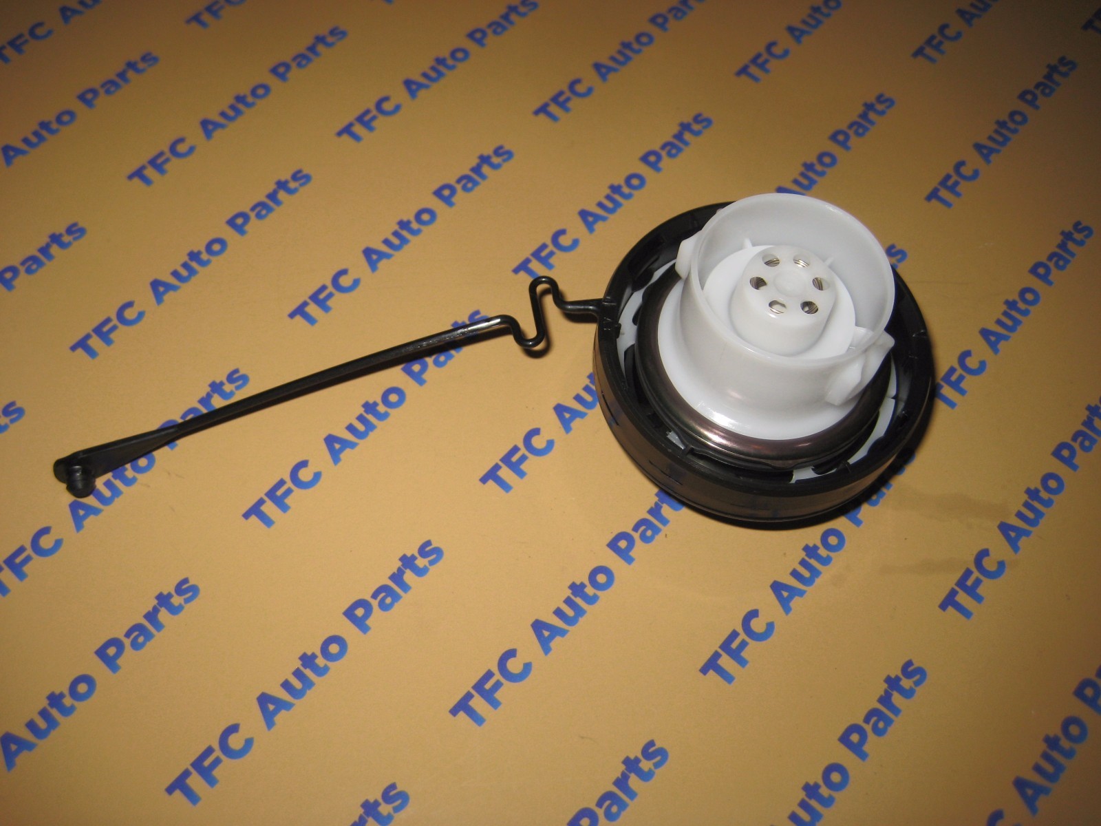 TOYOTA OEM GENUINE Gas Cap Fuel Filler Cap 7730047010 Camry Prius ...