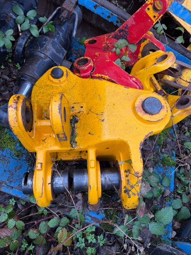 Various JCB Excavator king post, boom and dippers | eBay UK